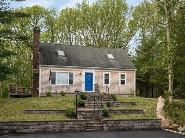 4 bedroom, Falmouth MA 02536 LS101577143
