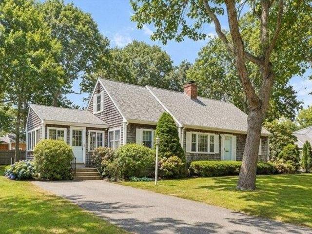 4 bedroom, Falmouth MA 02536 LS102478502