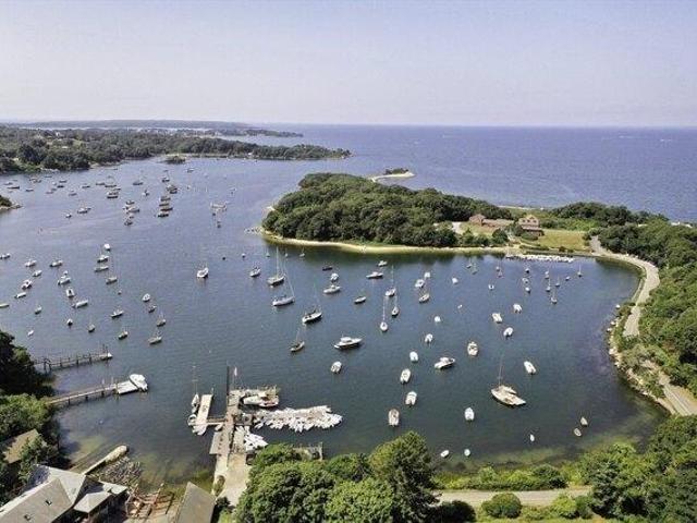 4 bedroom, Falmouth MA 02540 104790811