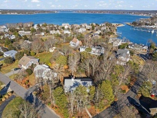 4 bedroom, Falmouth MA 02556 104791319