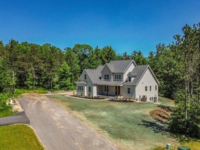 4 bedroom, Falmouth ME 04105 103125206