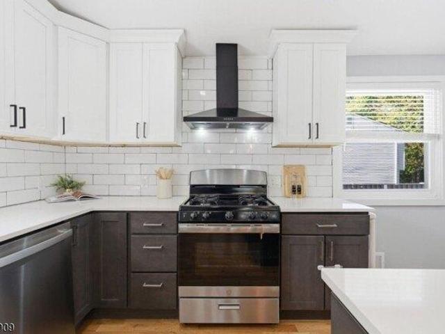 4 bedroom, Fanwood NJ 07023 LS102724343