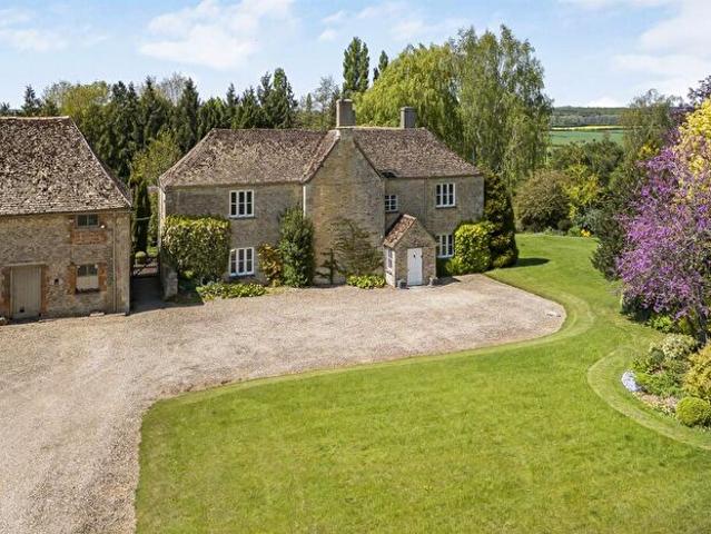 4 Bedroom Farm House To Rent In Cassington, OX29