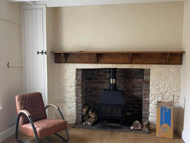 4 bedroom farm house to rent