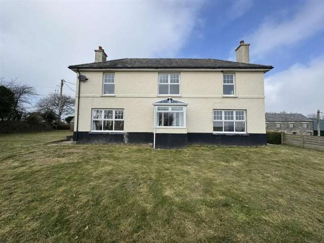4 Bedroom Farm House Character Property