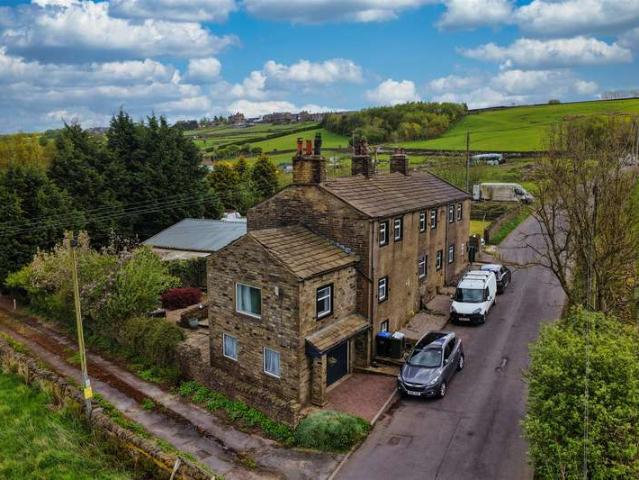 4 Bedroom Farm House Character Property