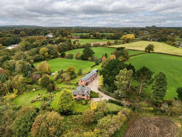 4 bedroom farm house for sale
