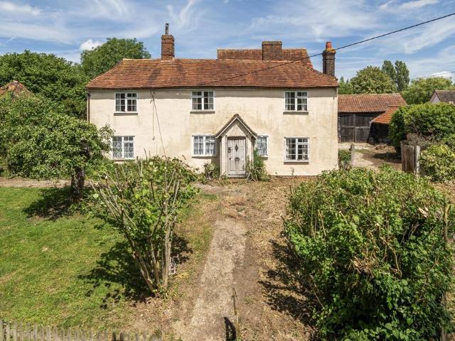 4 bedroom farm house for sale