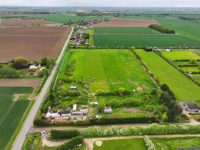 4 bedroom farm house for sale
