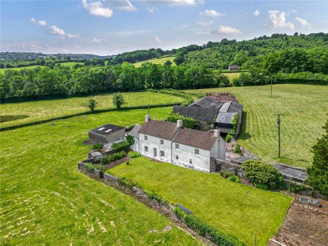 4 bedroom farm house for sale