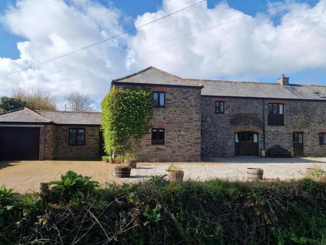 4 bedroom farm house for sale
