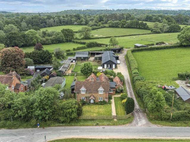 4 bedroom farm house for sale
