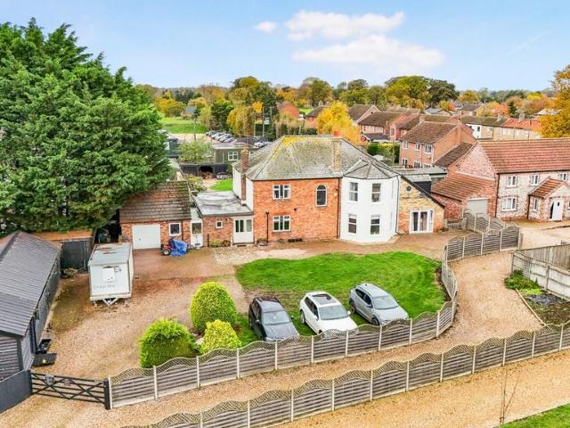 4 bedroom farm house for sale