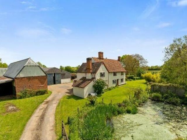 4 Bedroom Farm House For Sale In Dunmow, Essex