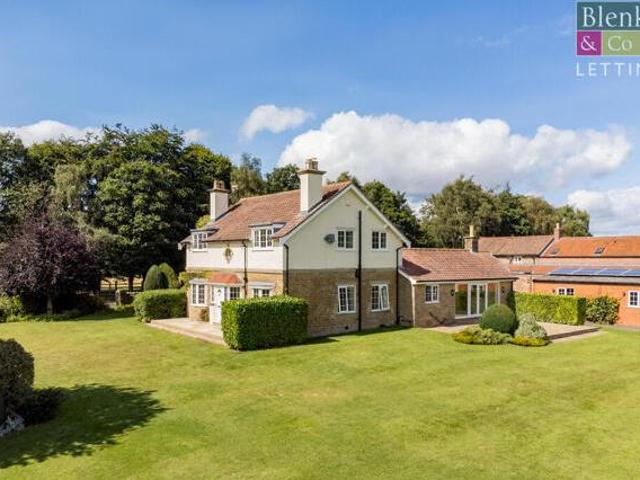 4 Bedroom Farm House For Rent In Coulton Lane, Coulton