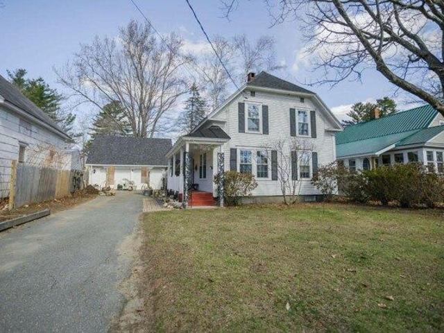 4 bedroom, Farmington ME 04938 102216885