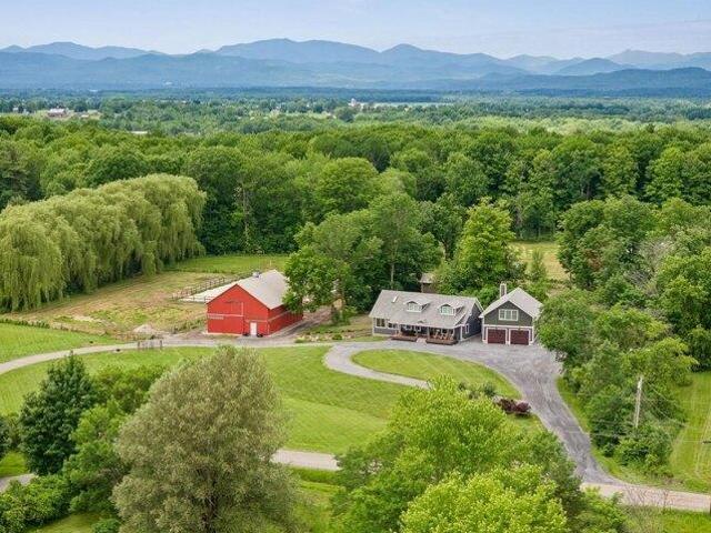 4 bedroom, Ferrisburgh VT 05456 104233275