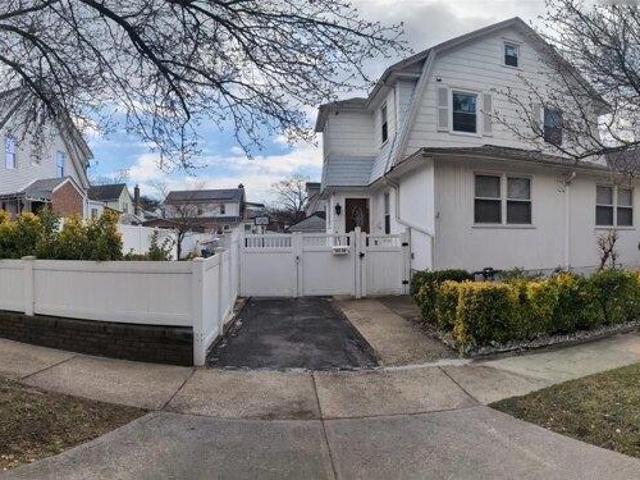4 bedroom, Flushing NY 11355 104907963