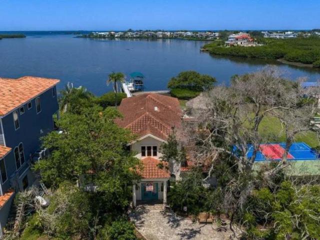 4 bedroom, FL FL 102519665
