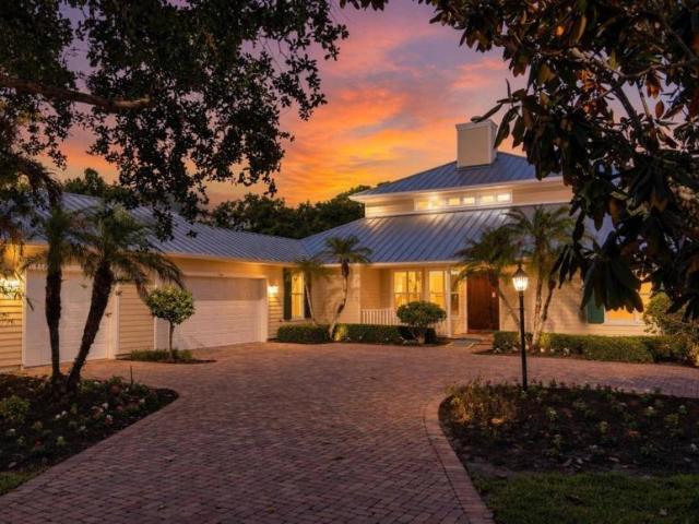 4 bedroom, FL FL 102658931