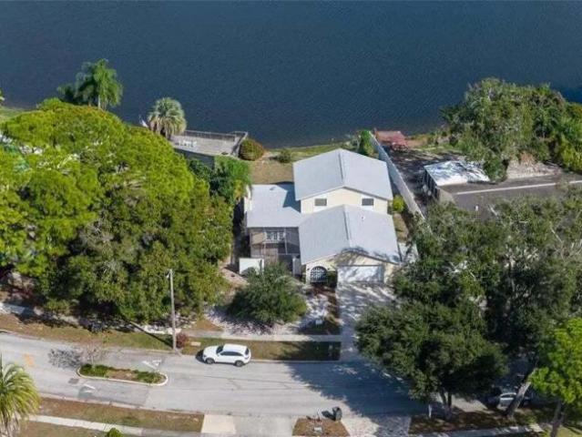 4 bedroom, FL FL 102659911