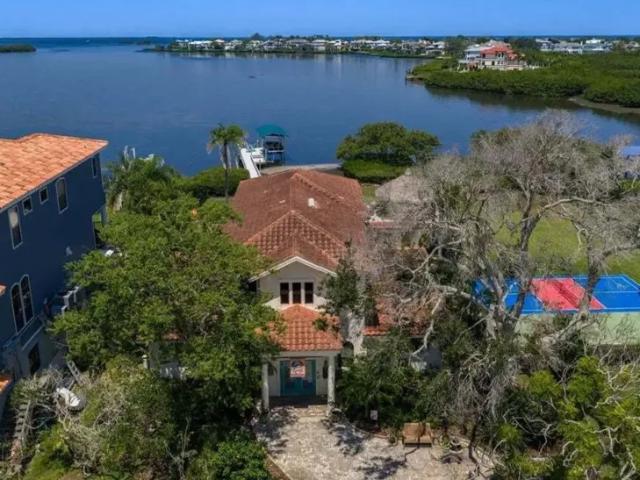 4 bedroom, FL FL LS102395686