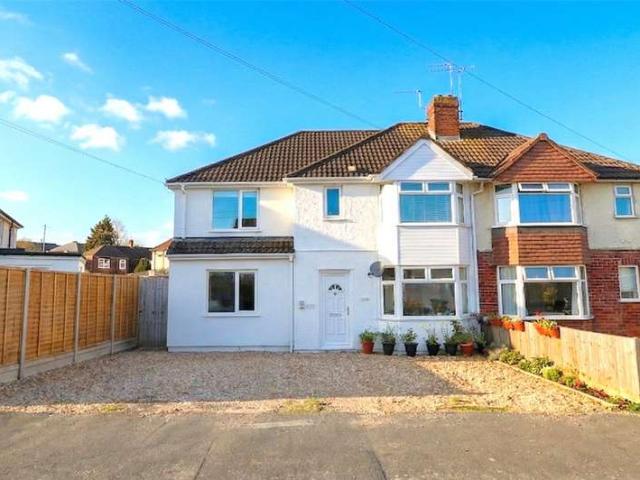 4 Bedroom Flat
