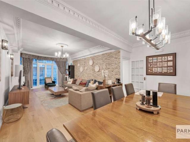 4 Bedroom Flat