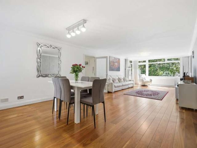 4 Bedroom Flat