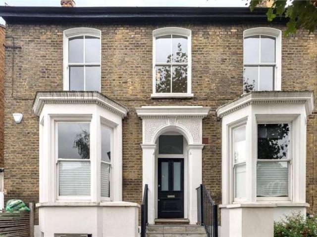 4 Bedroom Flat