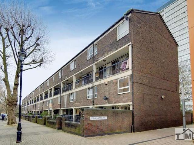 4 Bedroom Flat