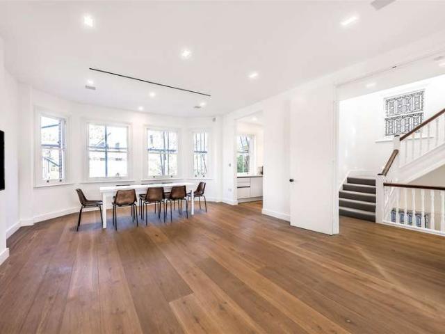 4 Bedroom Flat