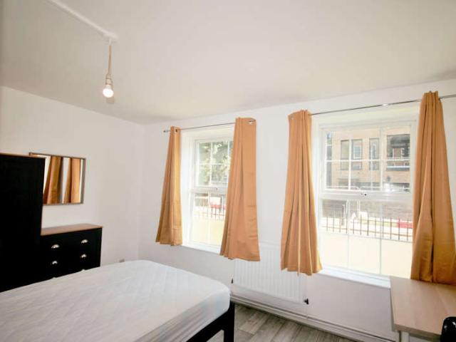 4 Bedroom Flat