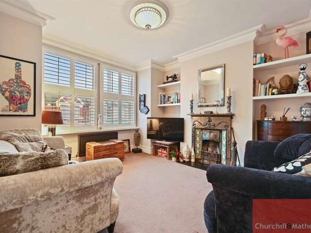 4 Bedroom Flat