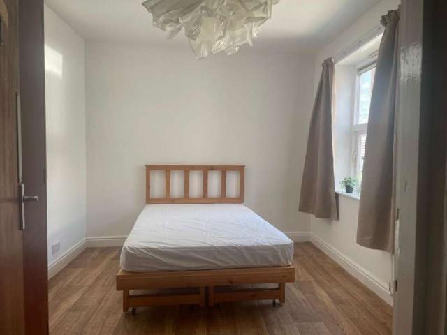 4 Bedroom Flat