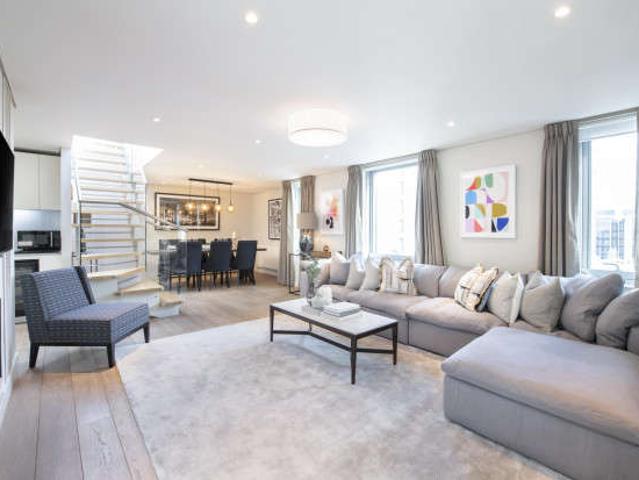 4 Bedroom Flat