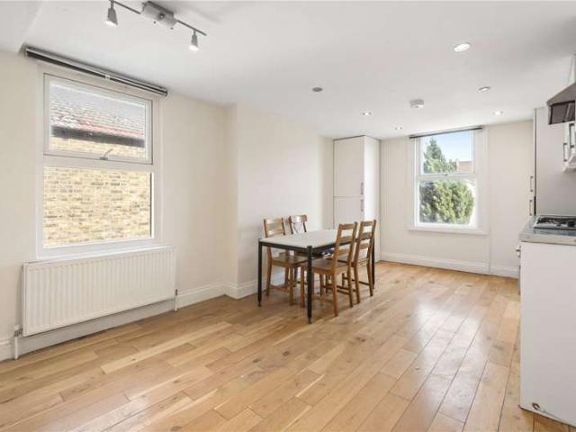 4 Bedroom Flat