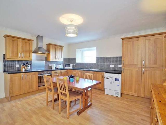 4 Bedroom Flat