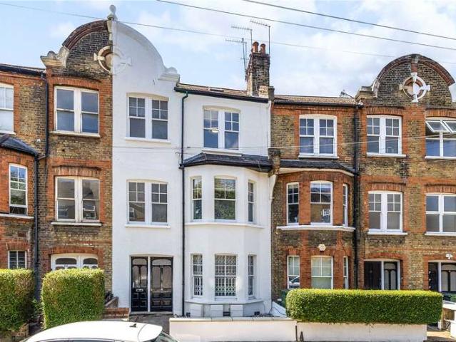 4 Bedroom Flat