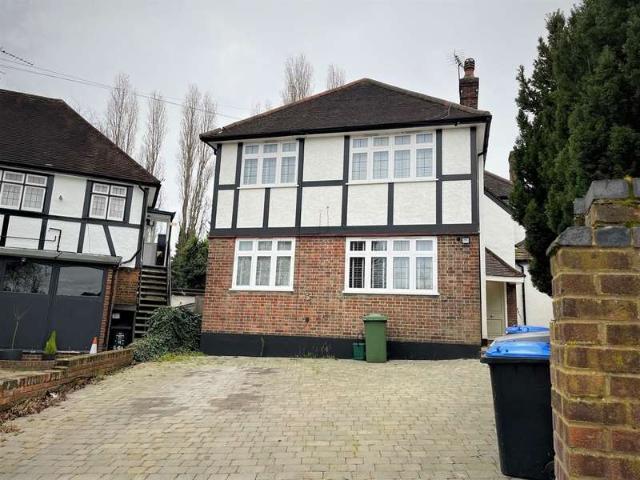 4 Bedroom Flat