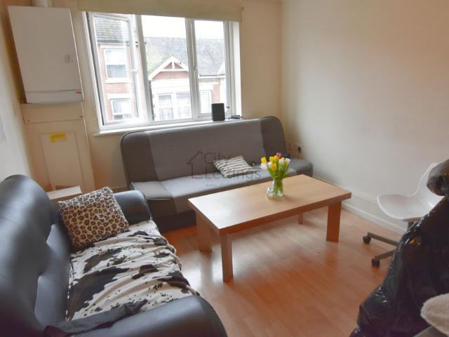 4 Bedroom Flat