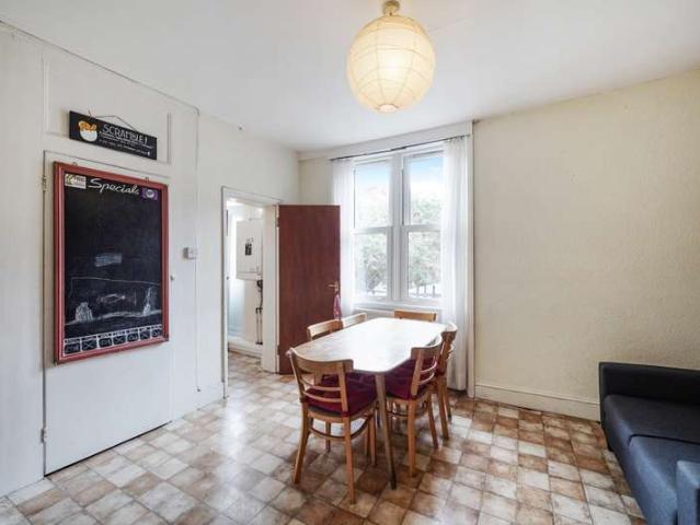 4 Bedroom Flat