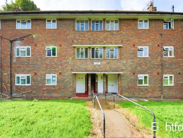 4 Bedroom Flat