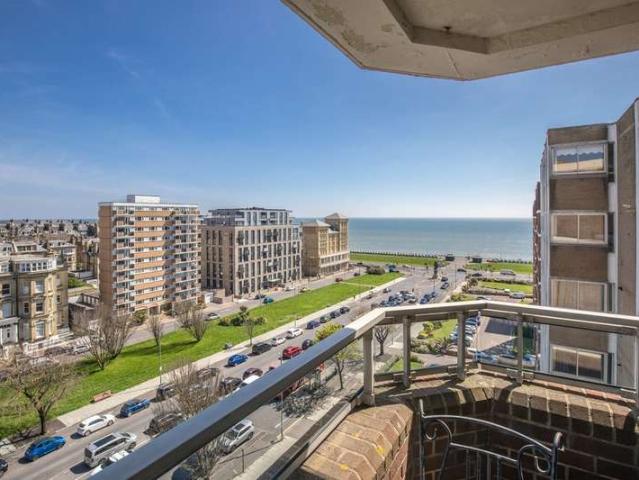 4 Bedroom Flat