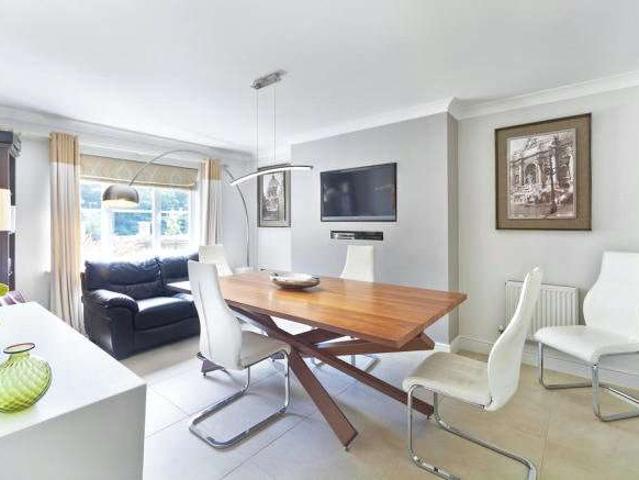 4 Bedroom Flat