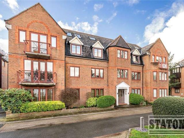 4 Bedroom Flat