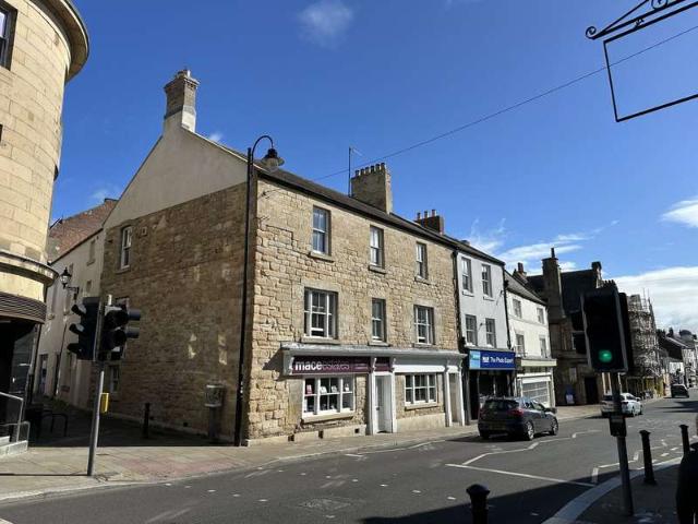 4 Bedroom Flat
