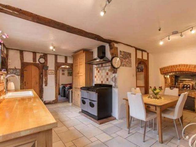 4 Bedroom Flat