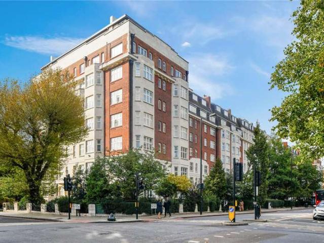 4 Bedroom Flat