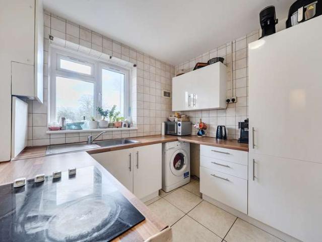 4 Bedroom Flat